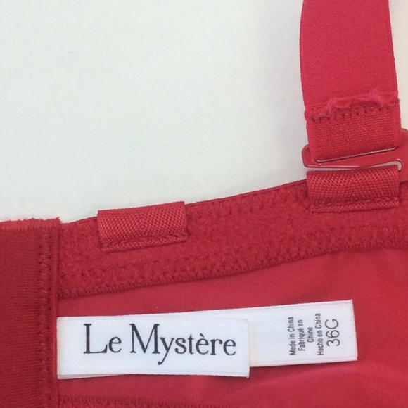 Le Mystere | Intimates & Sleepwear | Le Mystere Red Infinite Tshirt Bra ...